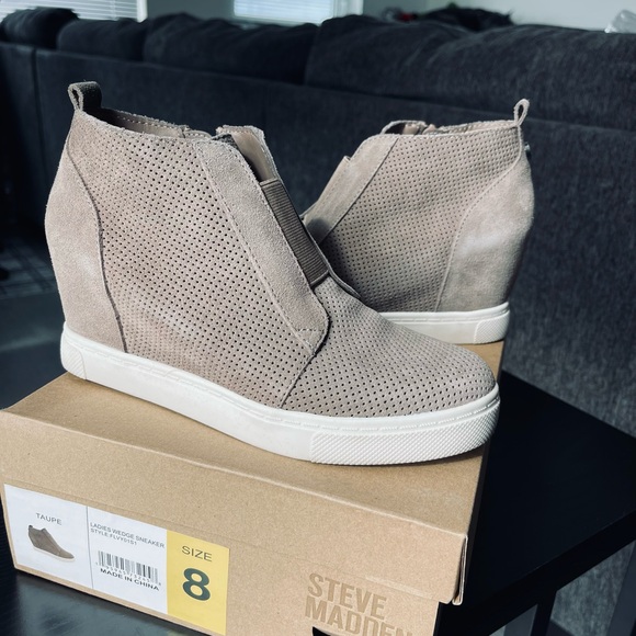 Steve Madden | Shoes | Steve Madden Womens Taupe Wedge Sneakers | Poshmark
